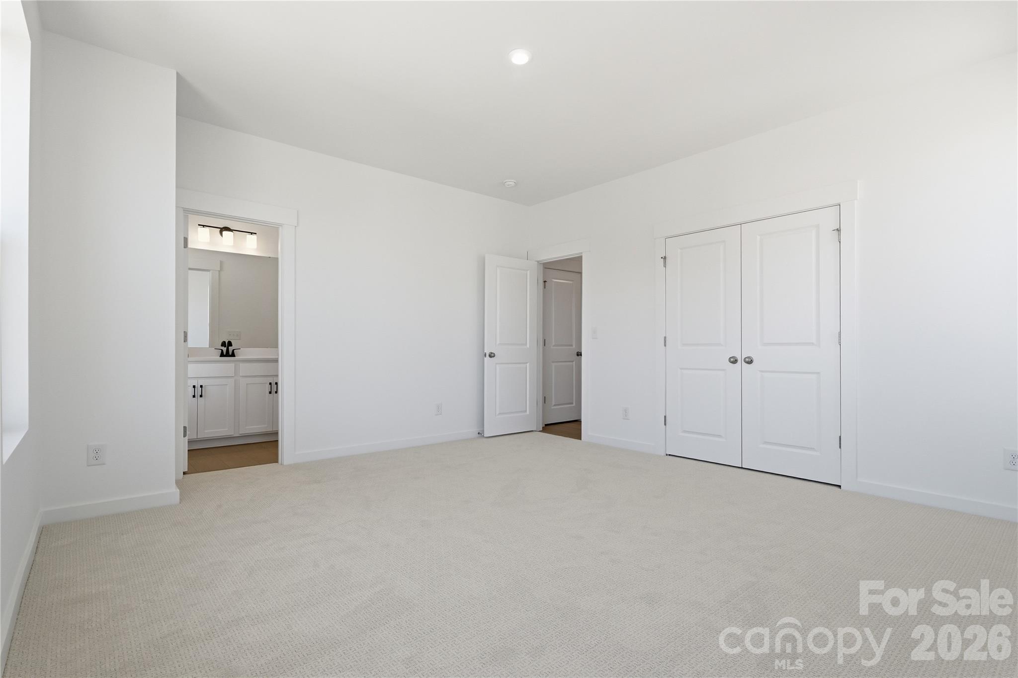 Photo 10 of 7029 Westrow Avenue107, Charlotte, NC