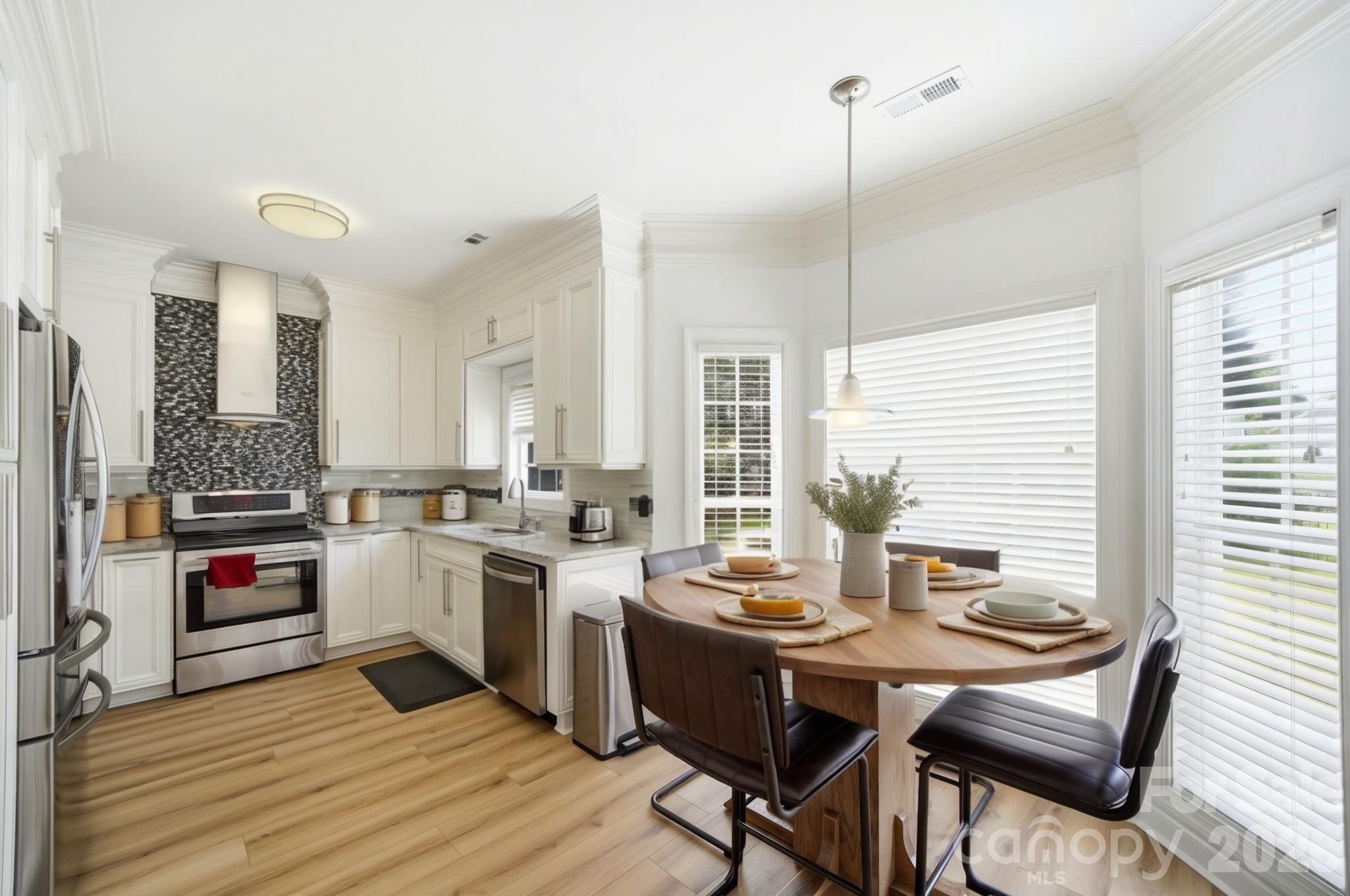 Photo 2 of 9310 Lindahi Lane, Charlotte, NC