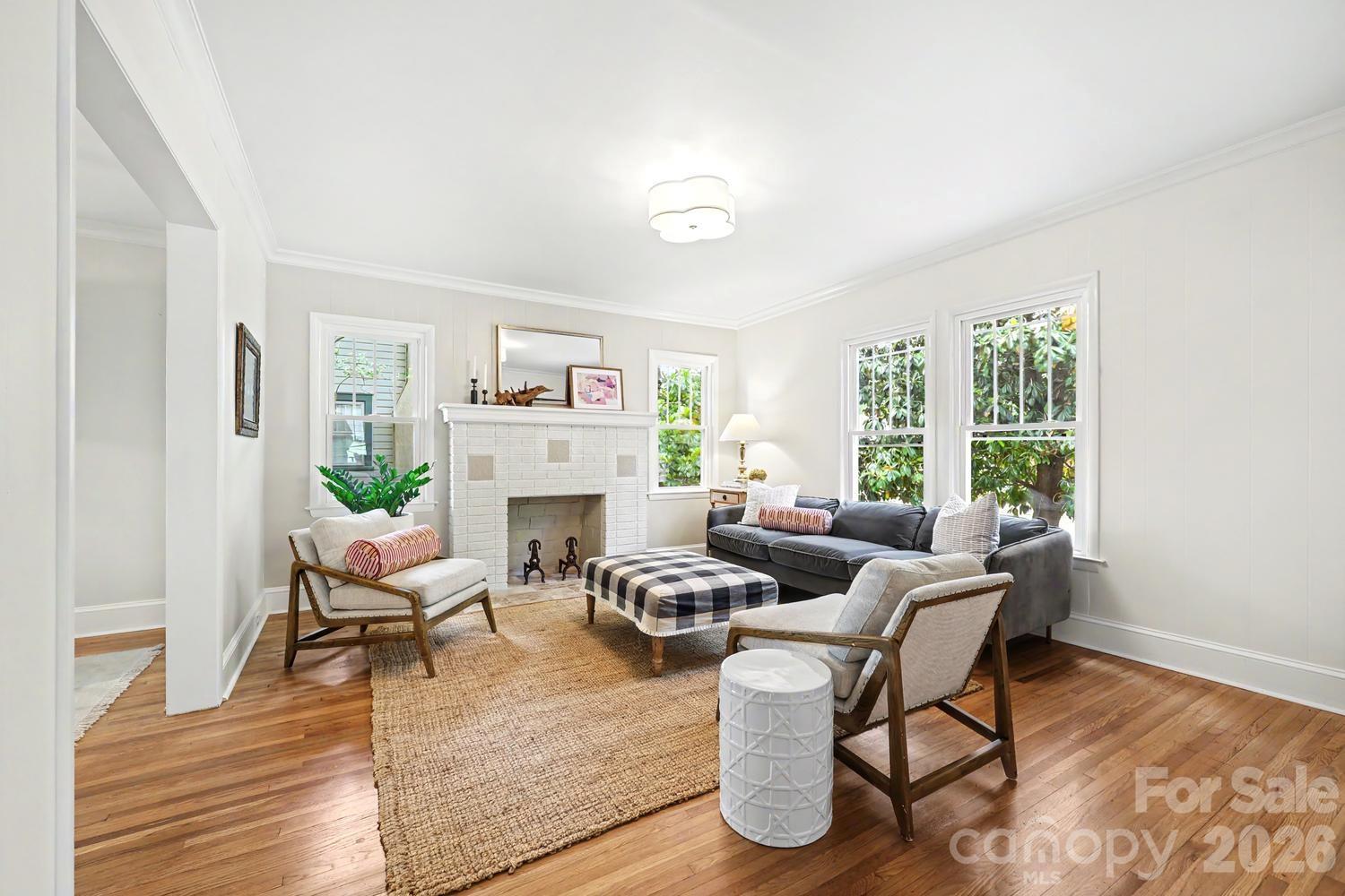 Photo 3 of 1012 E 35th Street, Charlotte, NC