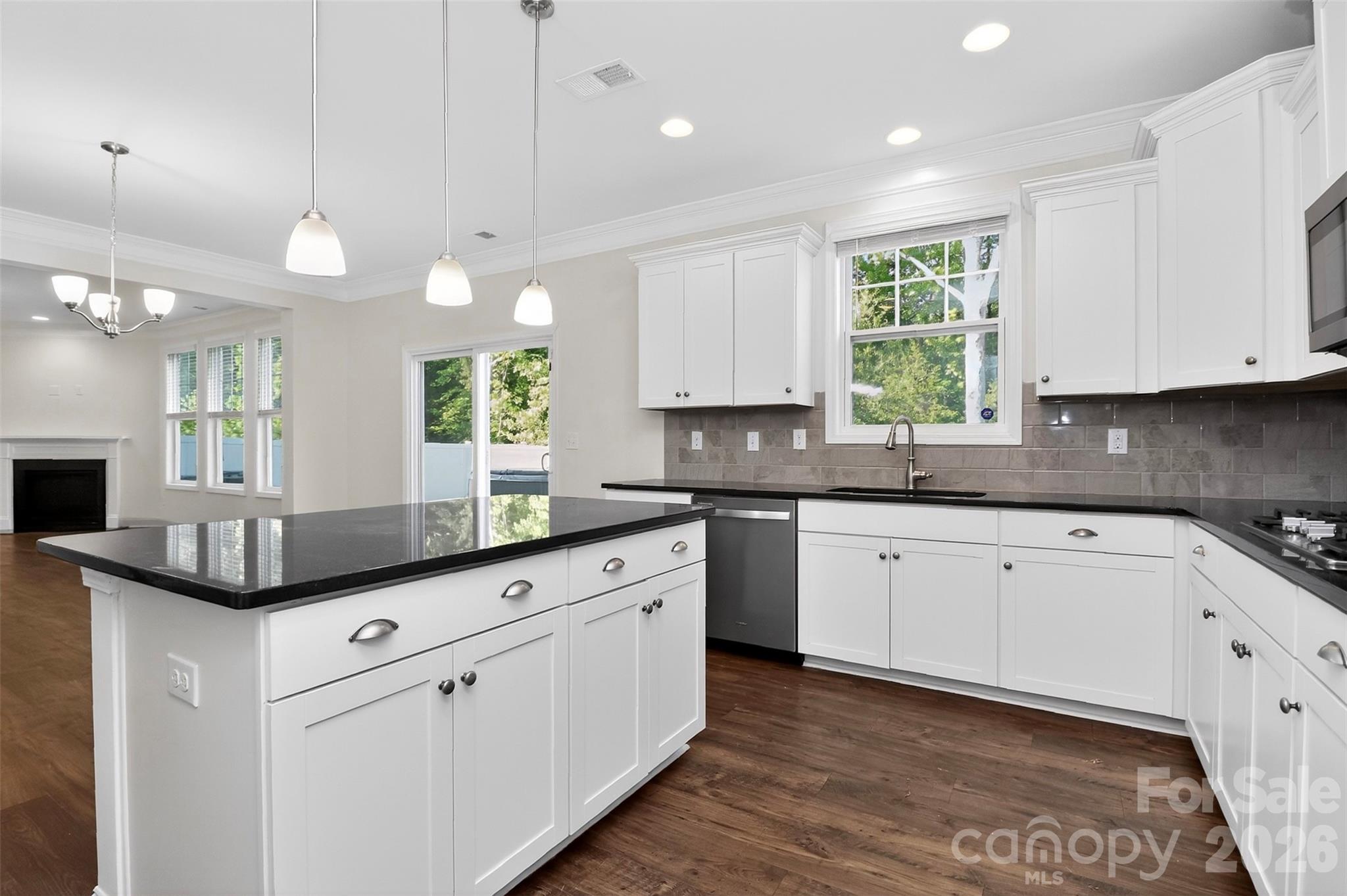 1212 Englewood Drive, Lake Wylie, SC - photo 9 of 45