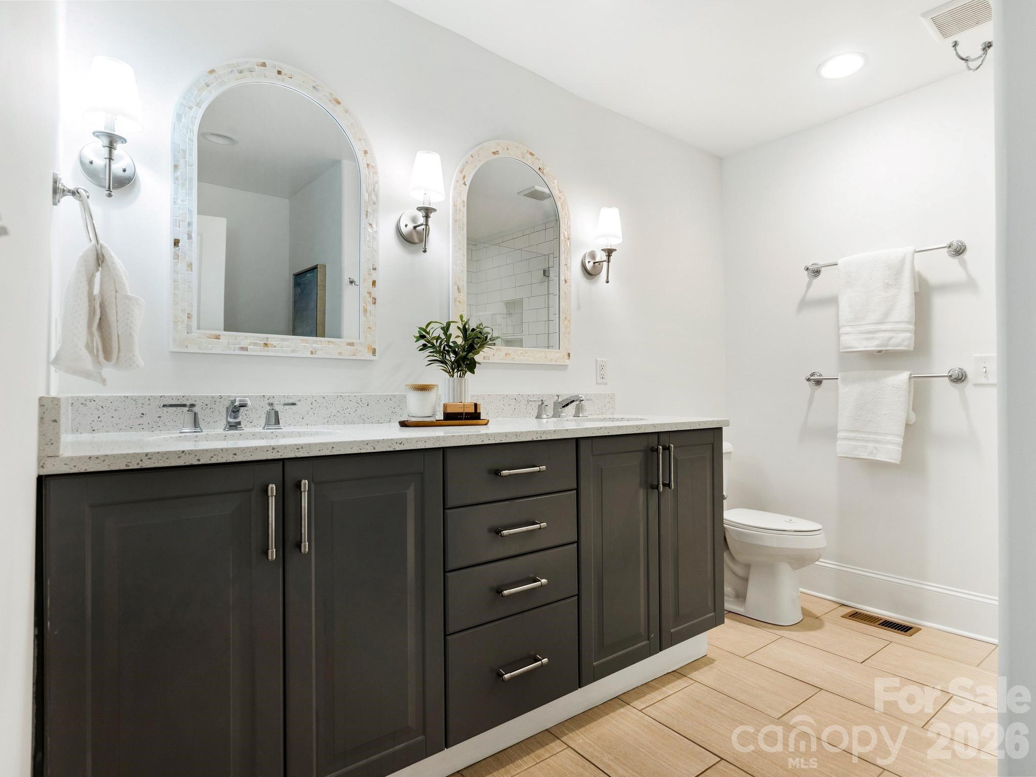 Photo 15 of 1830 Logie Avenue, Charlotte, NC