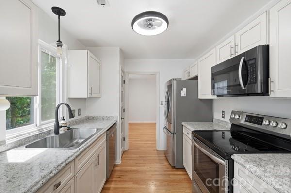Photo 11 of 2501 Olde Whitehall Road, Charlotte, NC