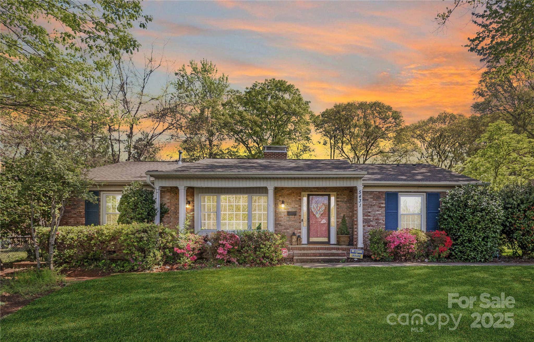 Exterior of 5431 Park Road, Charlotte, NC