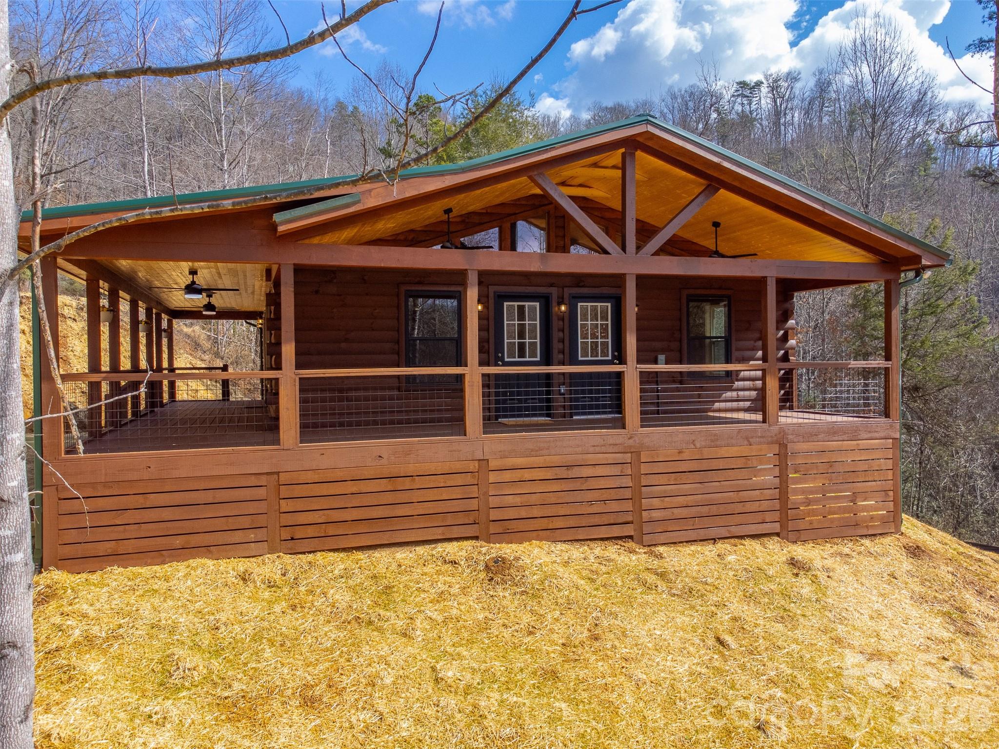 Photo 3 of 677 Ridgetop Circle, Whittier, NC