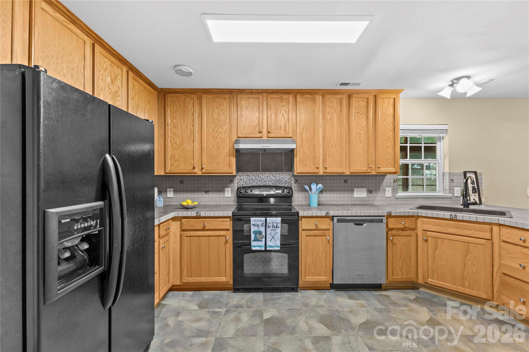 8119 Poplar Grove Circle, Waxhaw, NC - photo 14 of 49