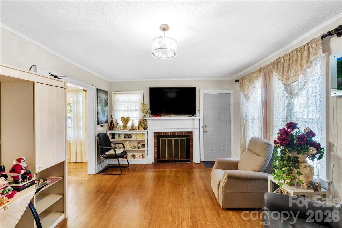 Photo 4 of 1222 E Park Drive, Gastonia, NC
