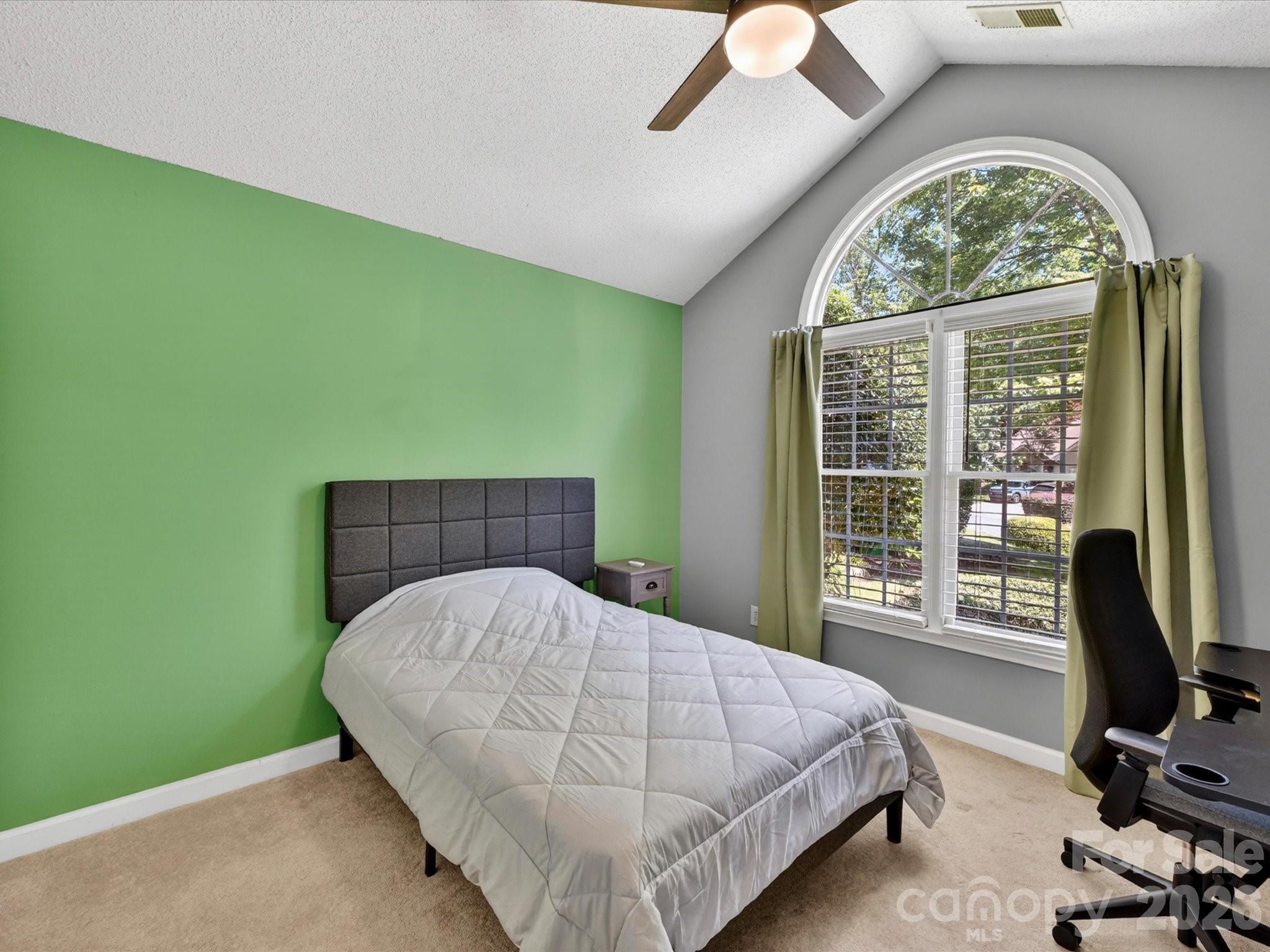 Photo 16 of 4303 Stonefield Drive, Charlotte, NC