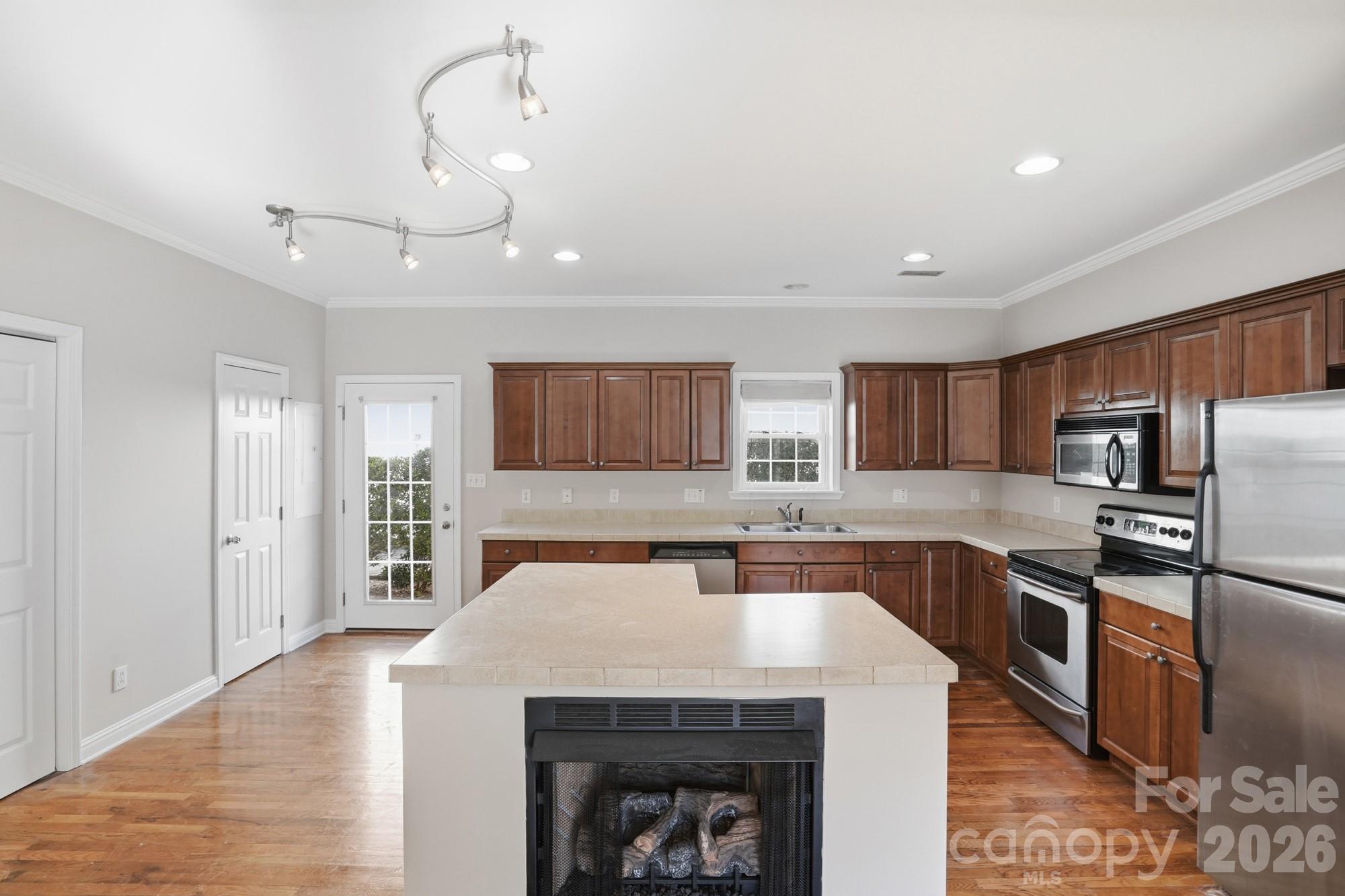 Photo 12 of 4322 Laurel Hill Lane, Charlotte, NC