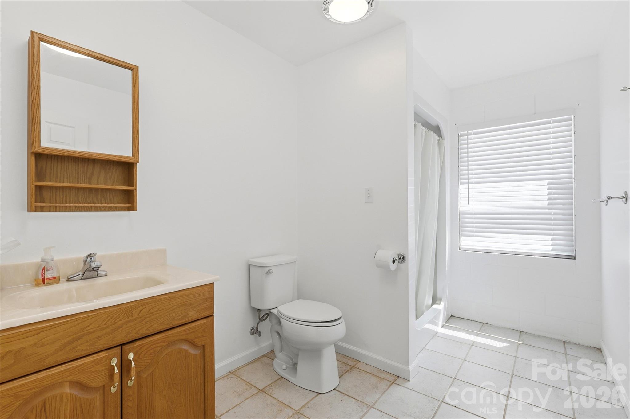 Photo 39 of 6181 Willowbottom Road, Hickory, NC