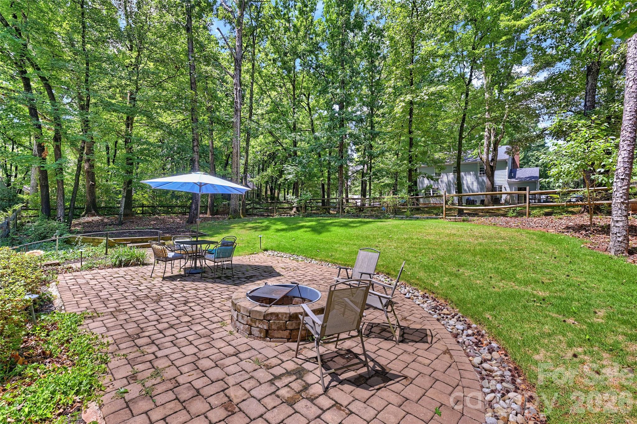 Photo 32 of 605 Silversmith Lane, Charlotte, NC