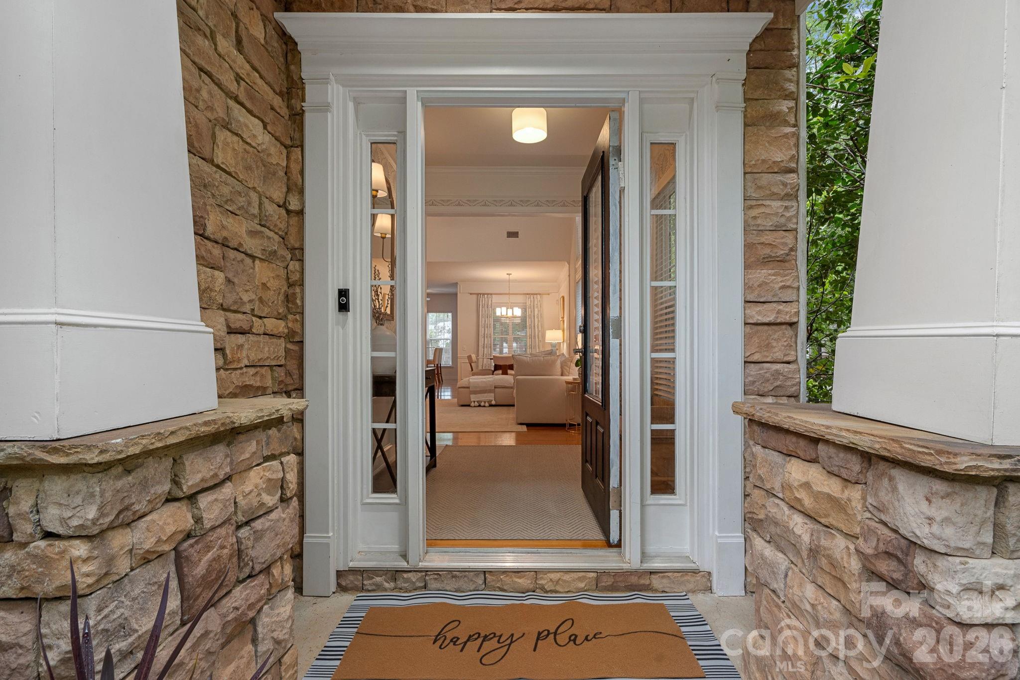 Photo 3 of 6902 Saranac Lane, Matthews, NC