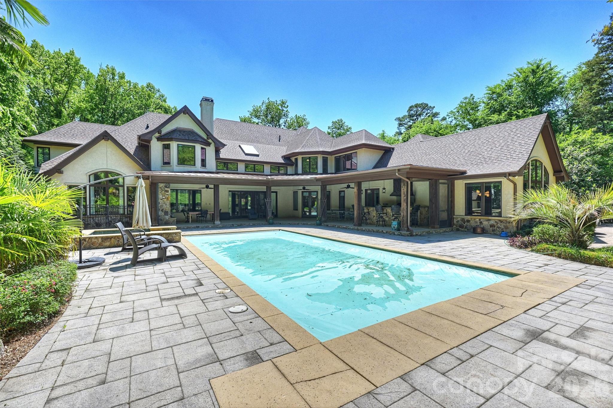 Photo 2 of 4901 Carmel Park Drive, Charlotte, NC