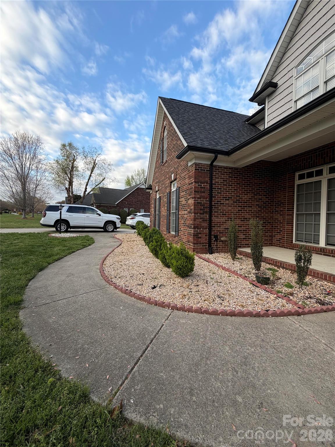 Photo 3 of 7901 Tottenham Drive, Harrisburg, NC