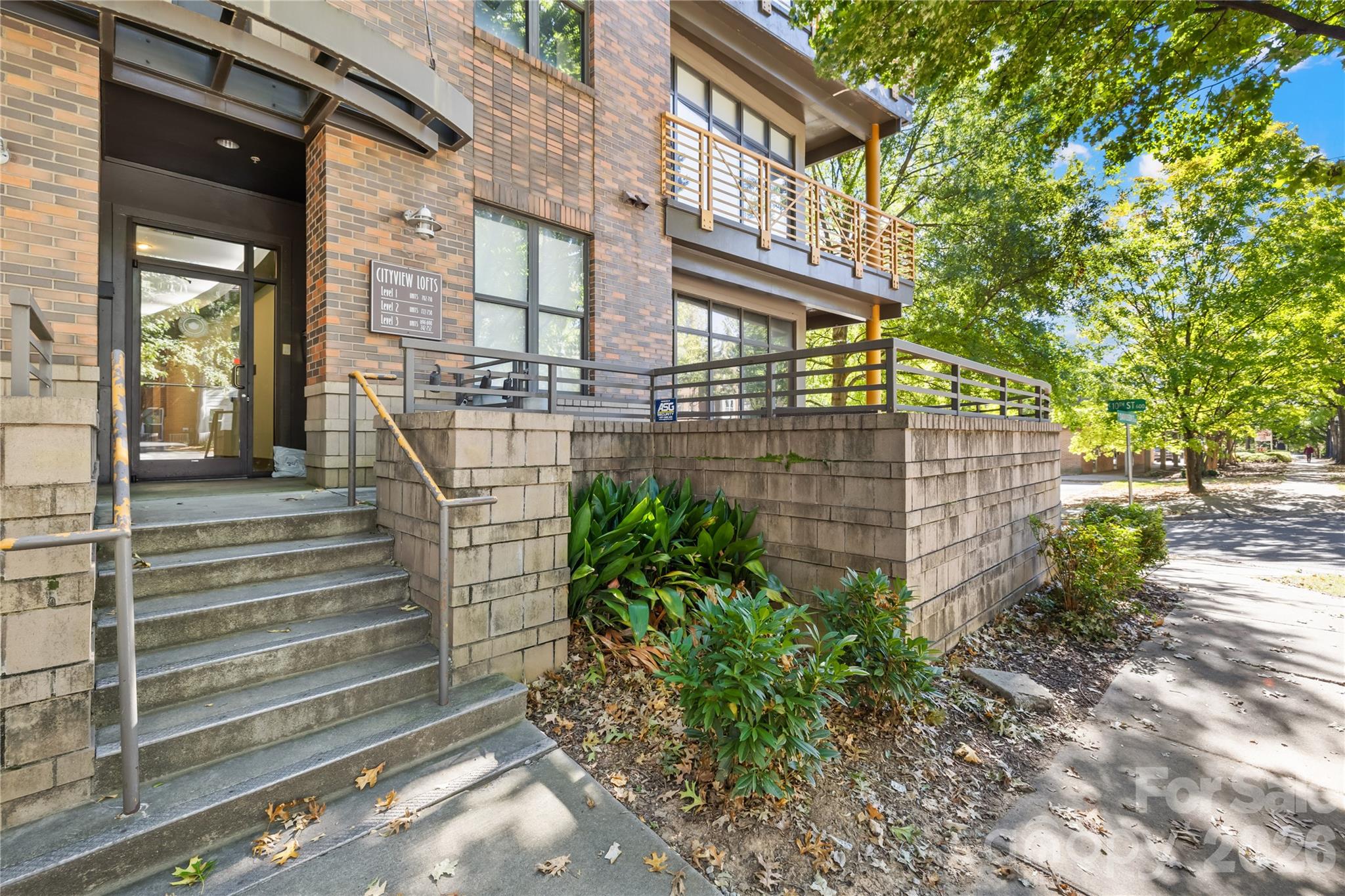 Home for sale at 706 N Davidson Street, Charlotte, NC — photo 1 of 28