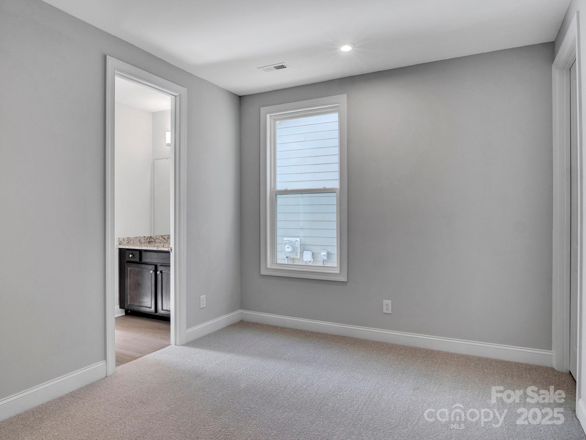 Photo 22 of 4225 Honey Locust Drive, Charlotte, NC