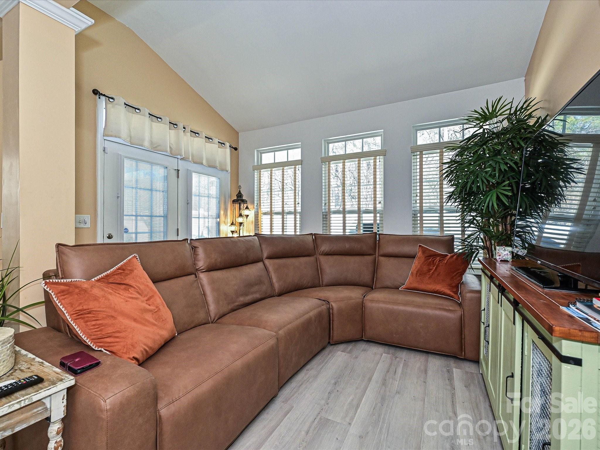 9740 Springholm Drive, Charlotte, NC - photo 19 of 42