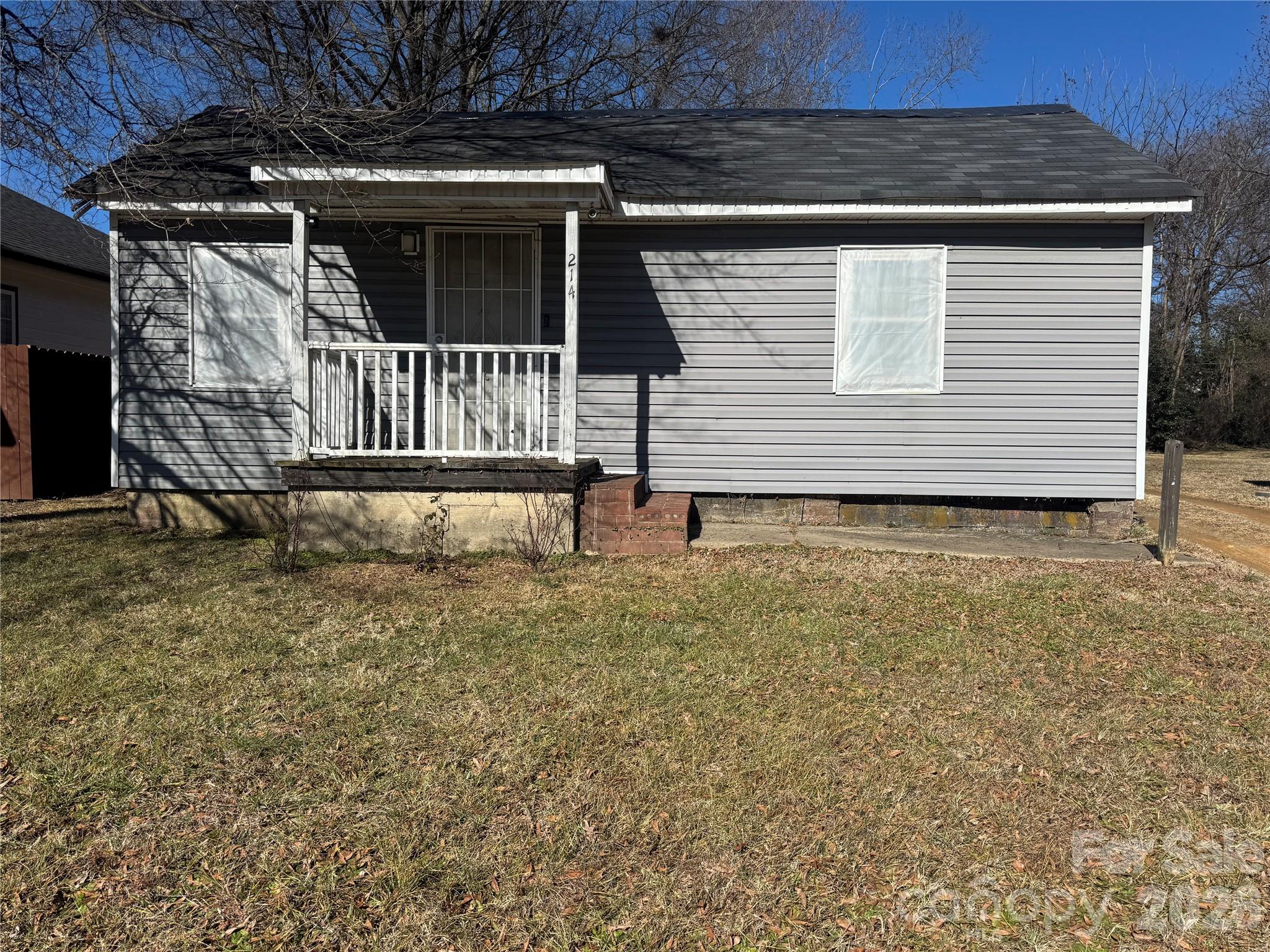 Home for sale at 214 Oregon Street, Charlotte, NC — photo 1 of 8