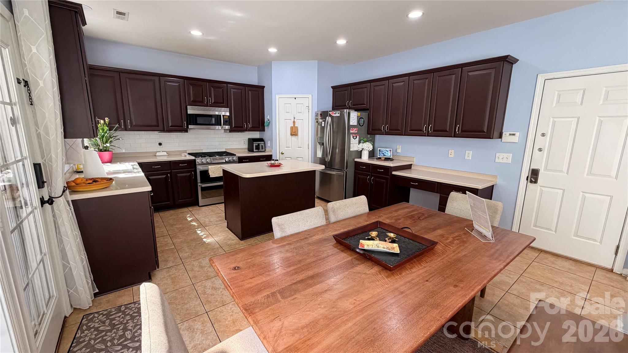 Home for sale at 9542 Oswald Lane, Charlotte, NC — photo 8 of 39