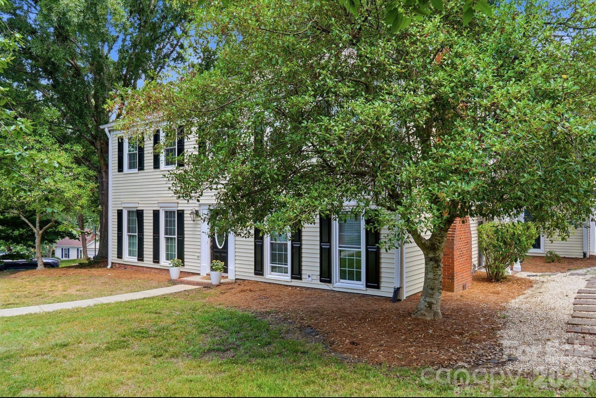 Home for sale at 2106 Caleo Circle, Charlotte, NC — photo 2 of 42