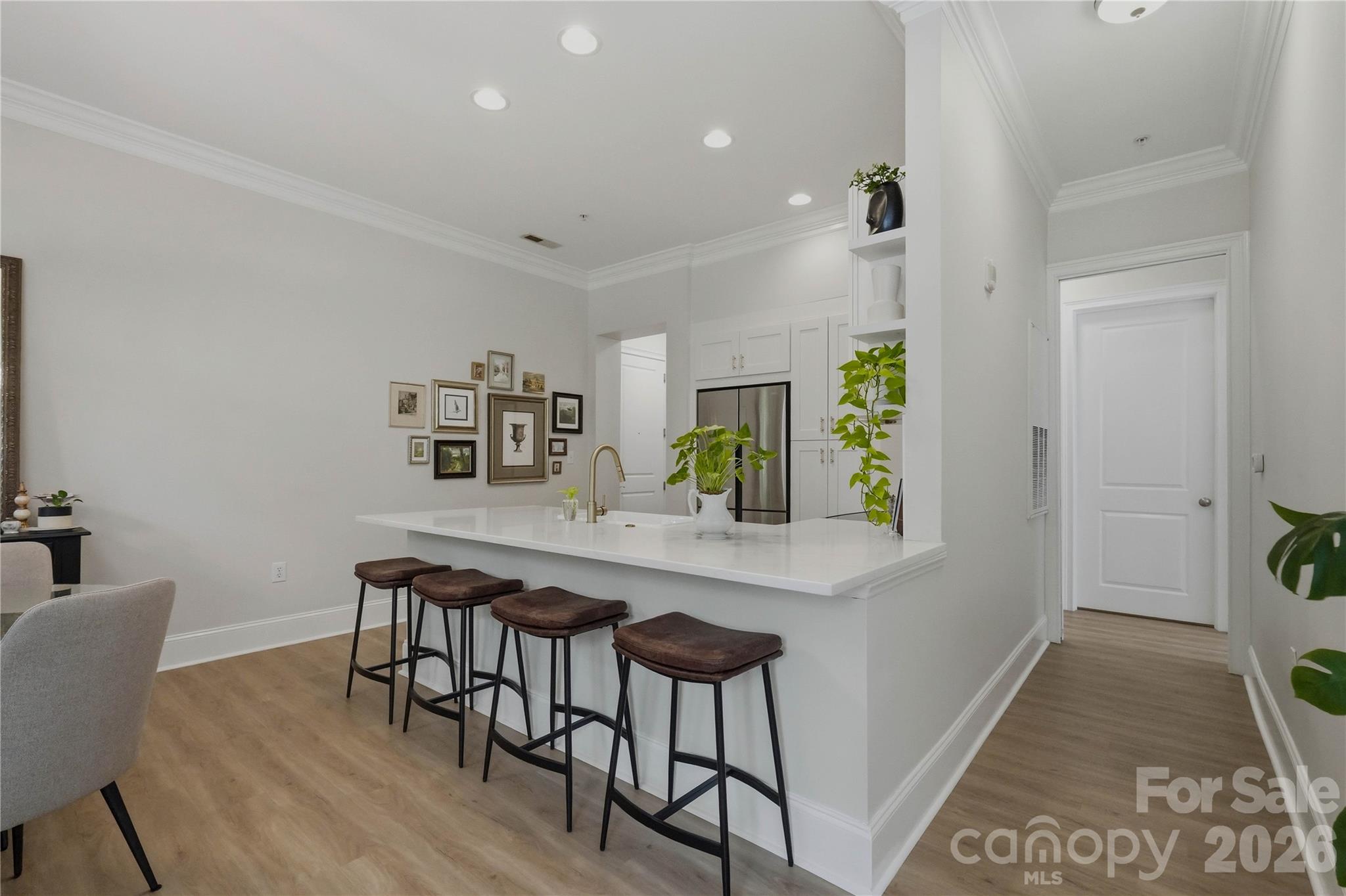 Photo 8 of 2946 Selwyn Avenue112, Charlotte, NC