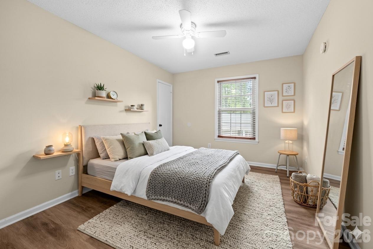 Photo 9 of 8521 Castle Pine Court, Charlotte, NC