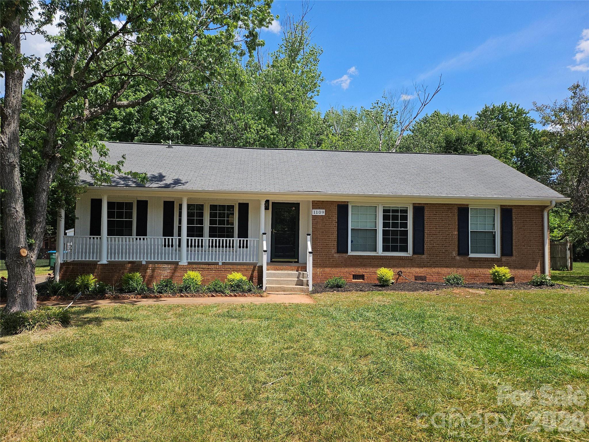 Home for sale at 1109 Reid Harkey Road, Matthews, NC — photo 1 of 18
