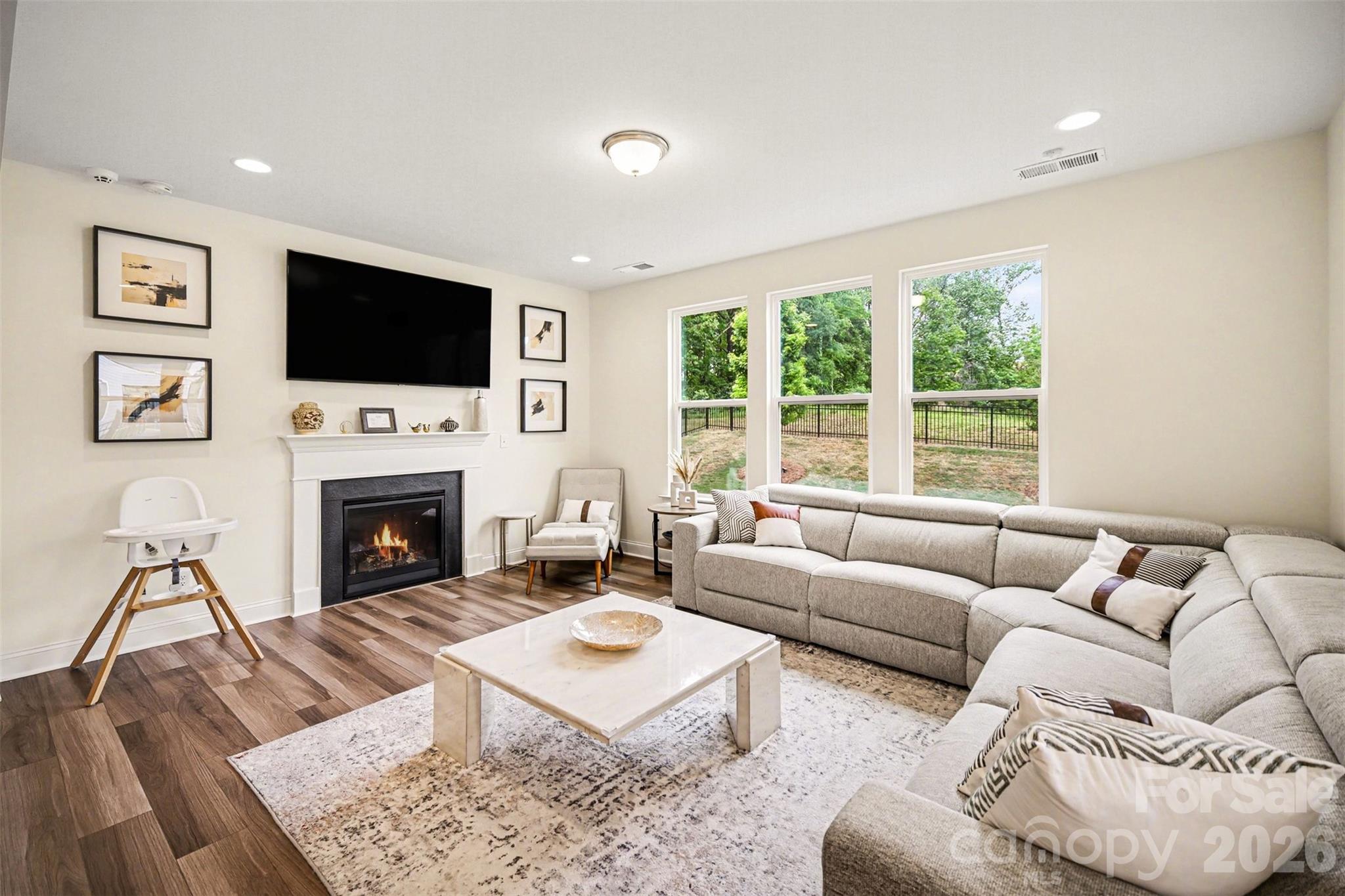 Photo 10 of 6043 Jepson Court, Charlotte, NC