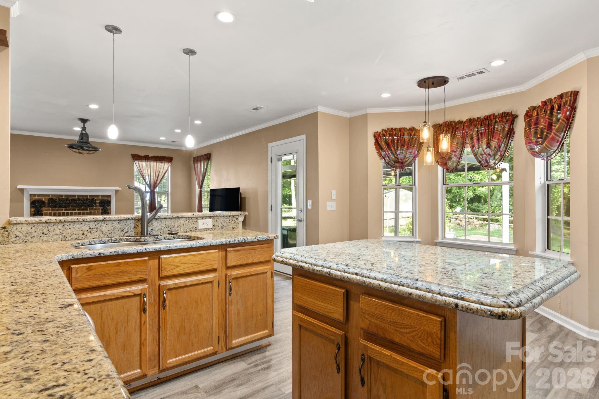 Photo 8 of 11413 Hunters Landing Drive, Charlotte, NC