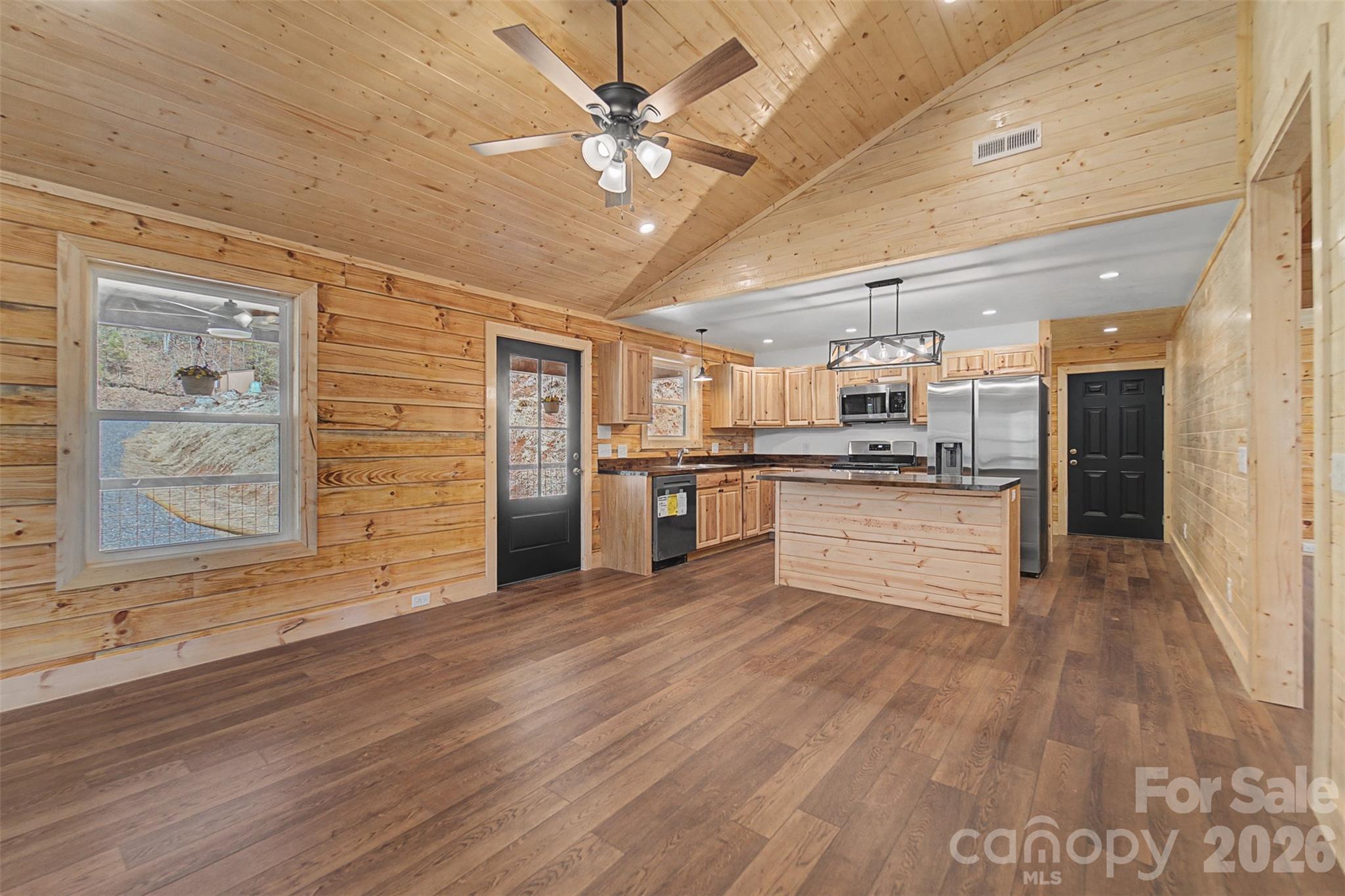 677 Ridgetop Circle, Whittier, NC - photo 9 of 49
