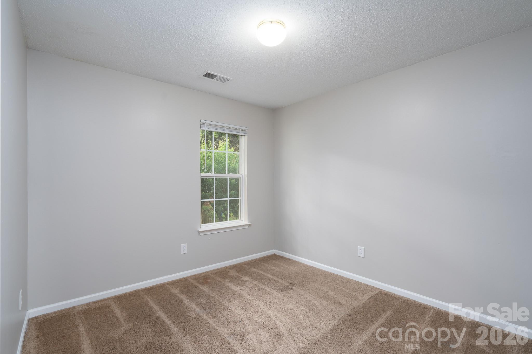 Photo 25 of 8016 Bronze Pike Drive, Charlotte, NC