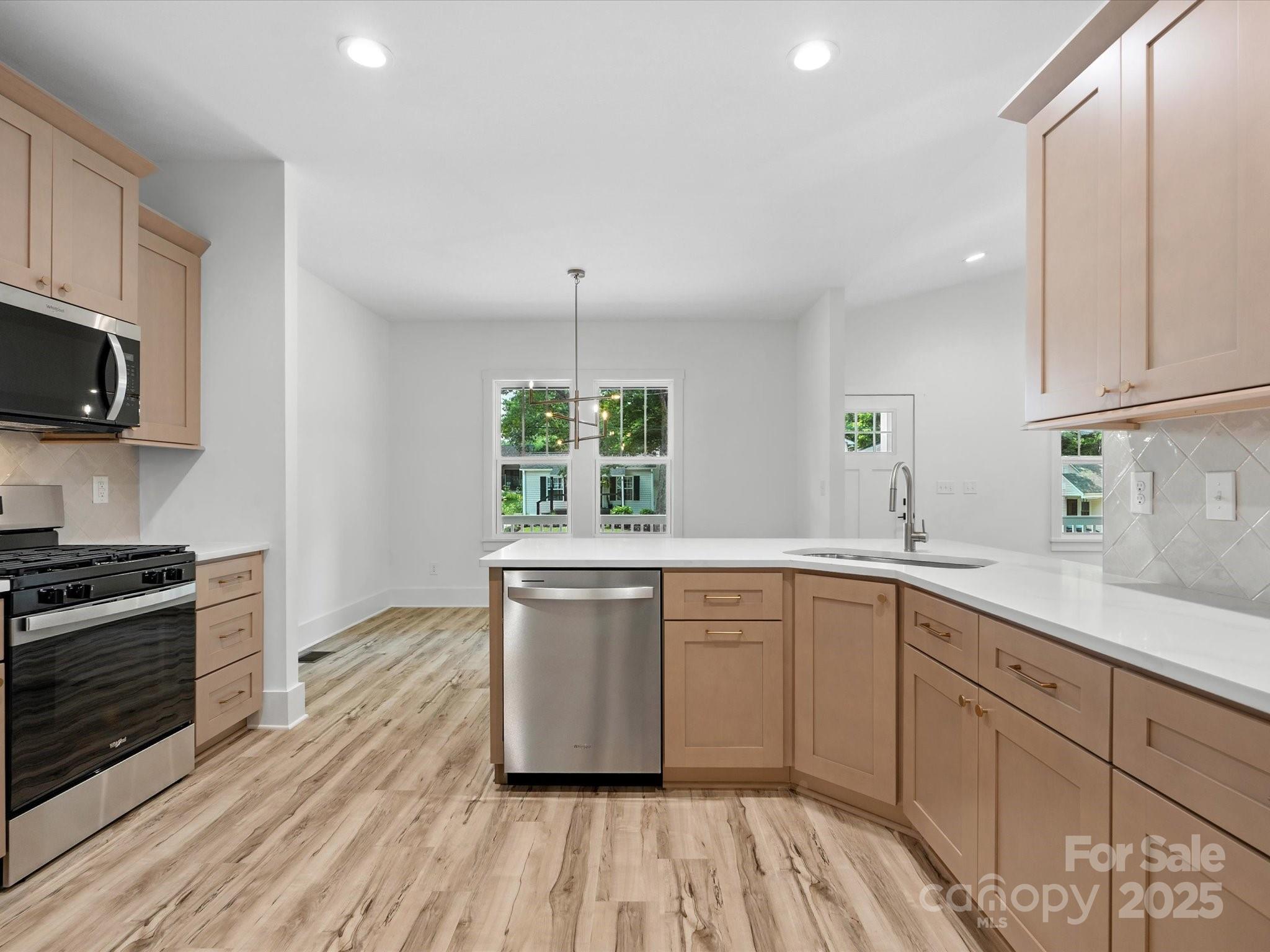 Photo 6 of 4113 Rutgers Avenue, Charlotte, NC