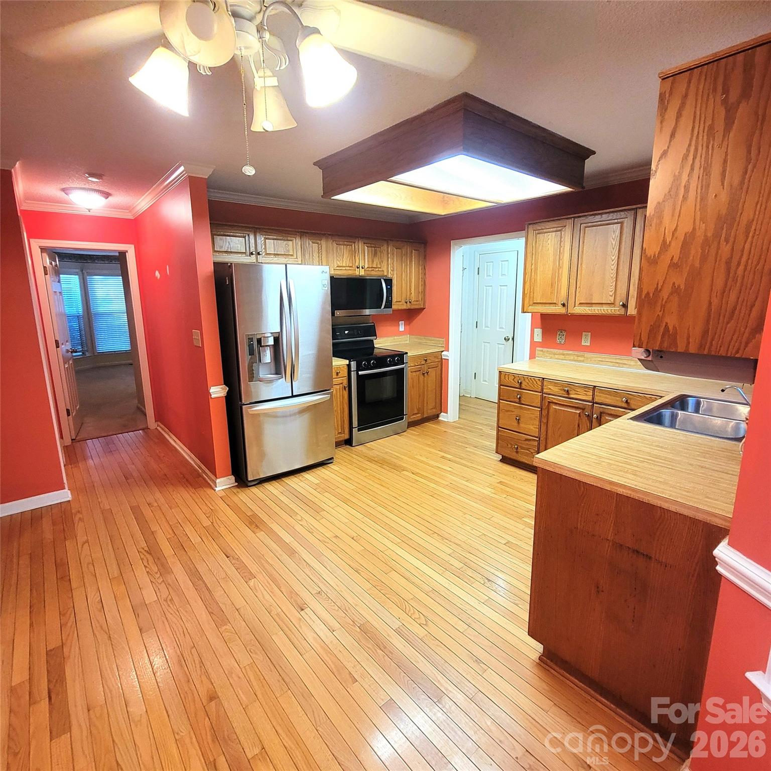 1009 Hunley Hill Court, Matthews, NC - photo 11 of 46