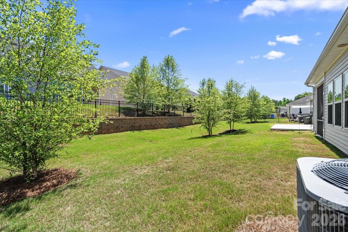 9287 Dunwich Drive, Gastonia, NC - photo 36 of 44