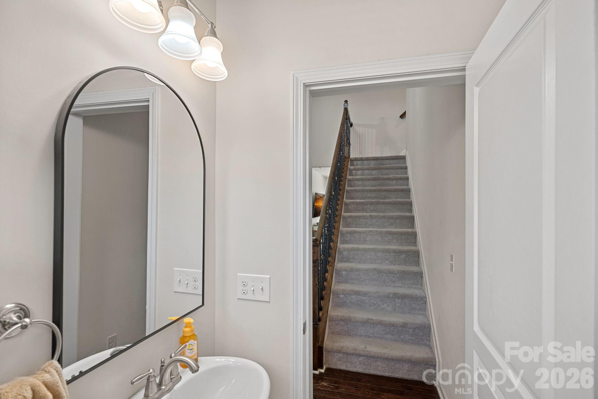 Photo 13 of 2219 Whitford Lane, Charlotte, NC