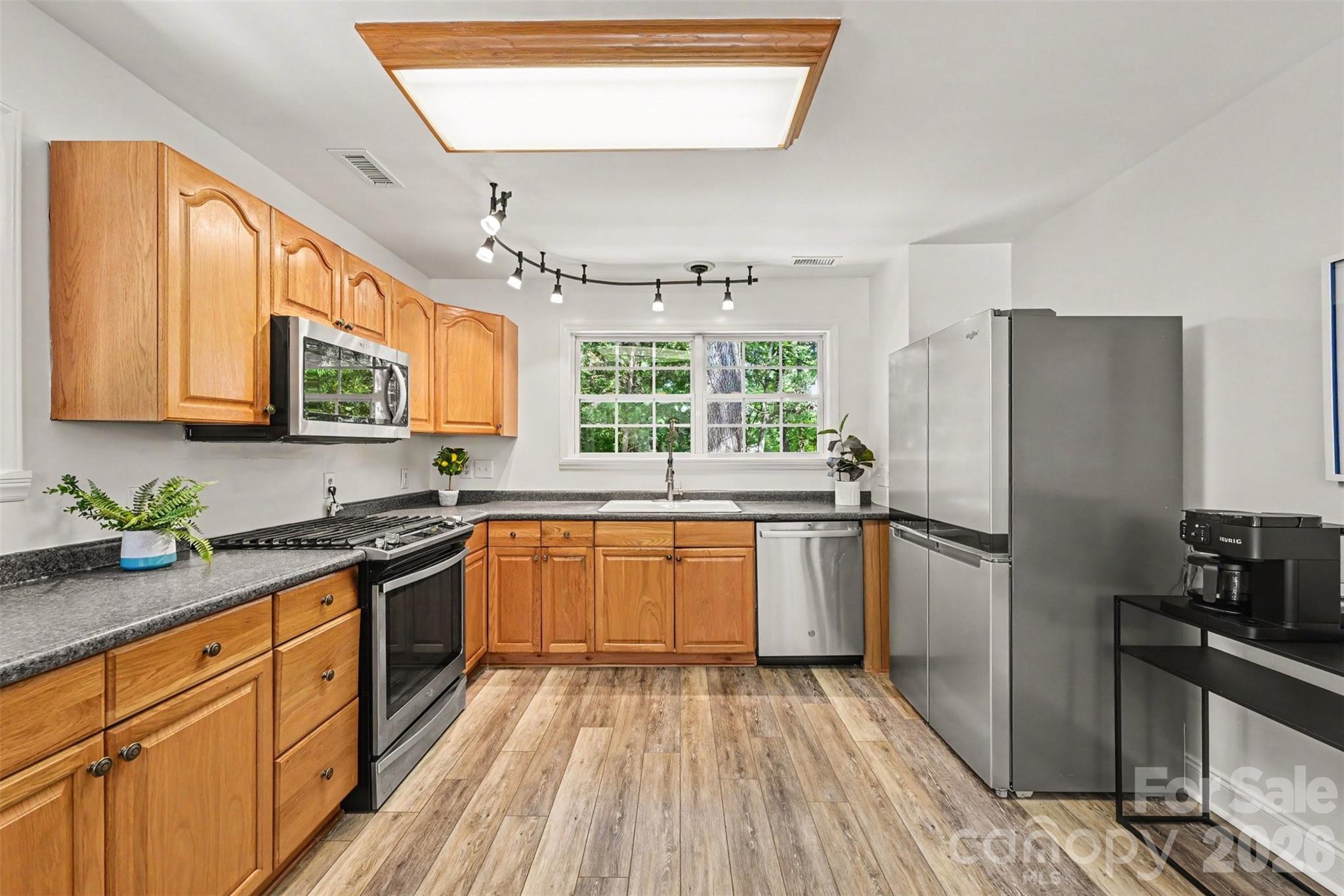 Photo 8 of 1516 Hensley Road, Fort Mill, SC