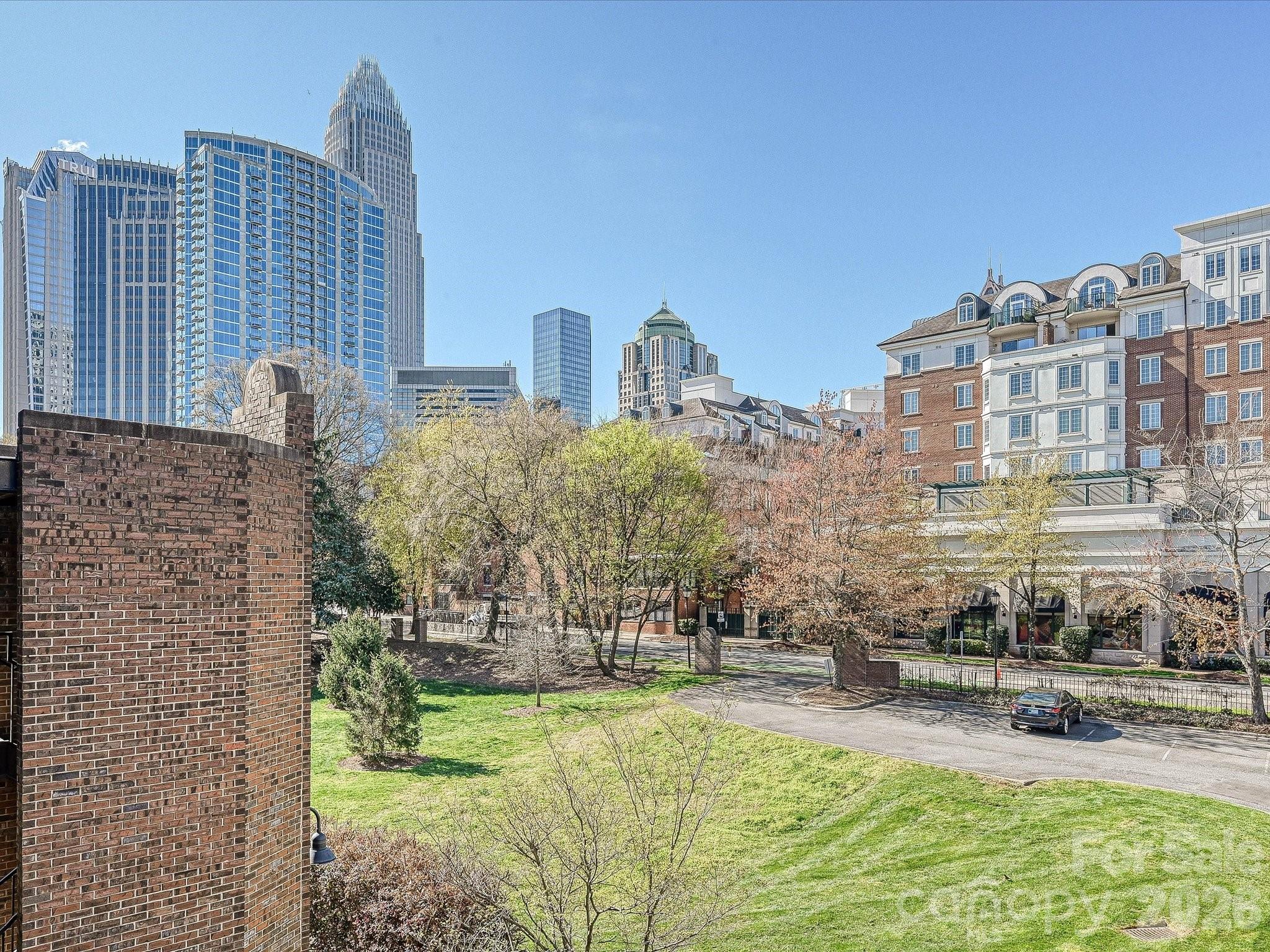 Photo 2 of 328 W 6th Street7, Charlotte, NC