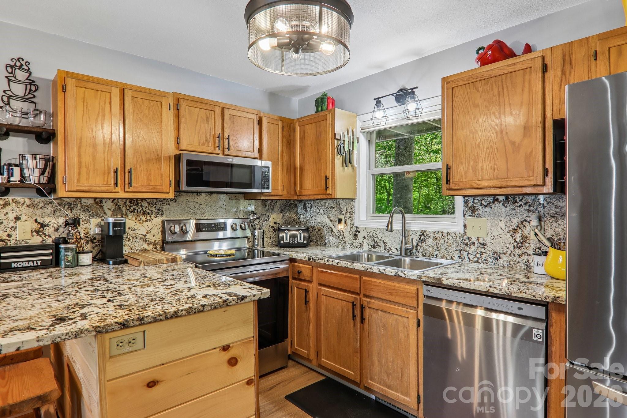 12 Indian Trace Road, Maggie Valley, NC - photo 11 of 46