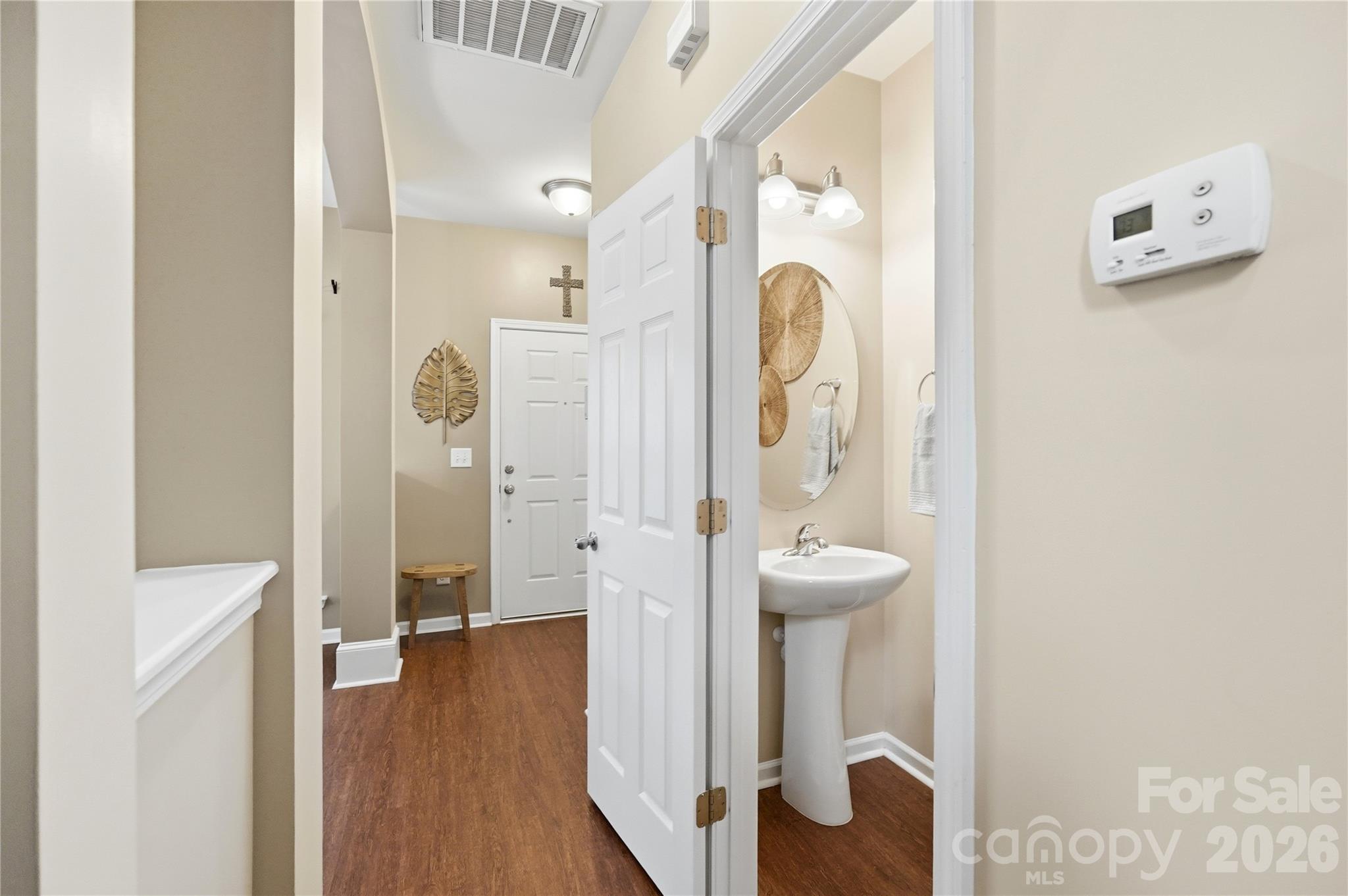 Photo 3 of 4613 Craigmoss Lane, Charlotte, NC