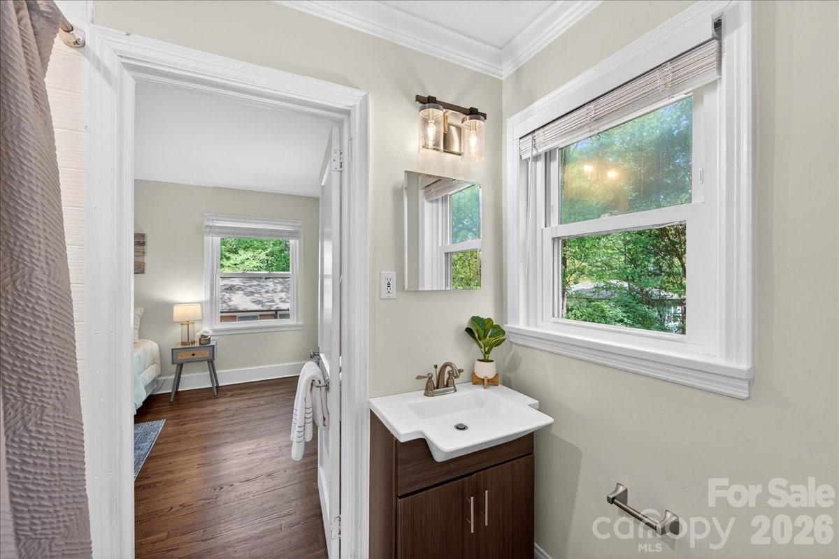 Photo 33 of 2034 Lanier Avenue, Charlotte, NC