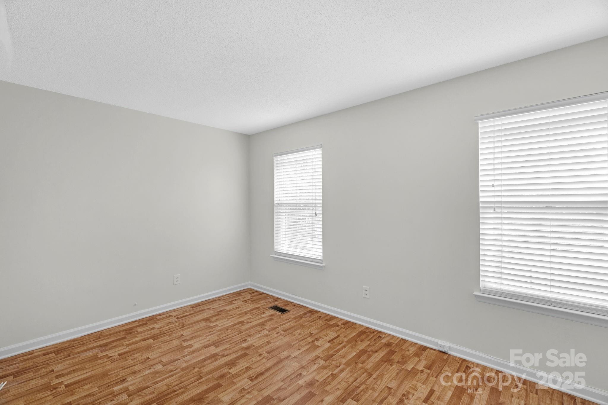 Photo 27 of 6109 Tartan Green Court, Charlotte, NC