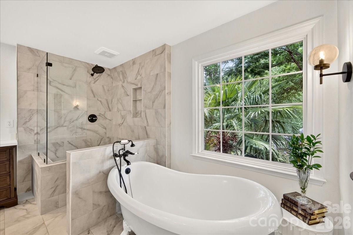 Home for sale at 10300 Ben Franklin Court, Charlotte, NC — photo 34 of 44