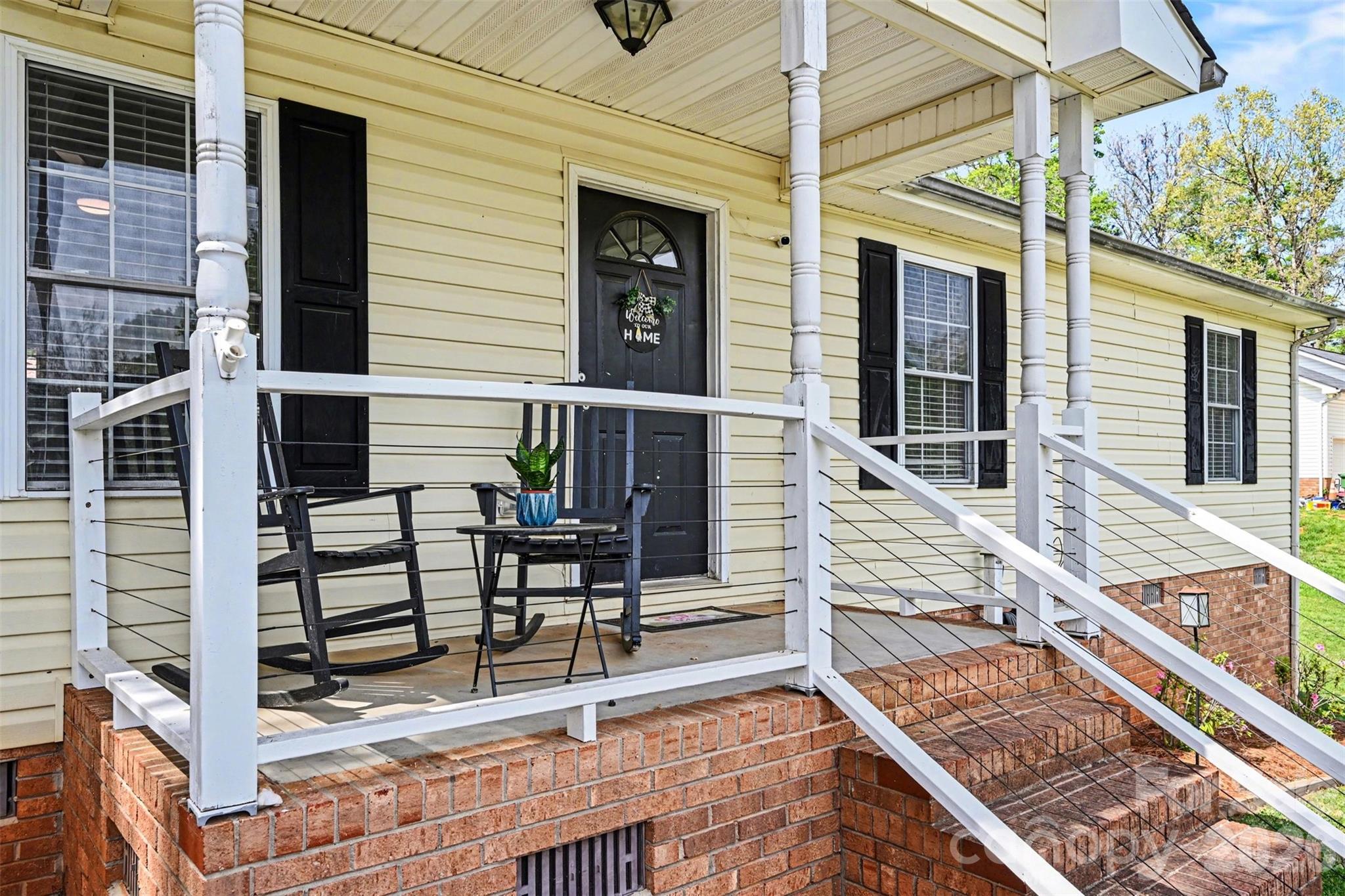 353 Woodlawn Avenue, Mount Holly, NC - photo 5 of 29