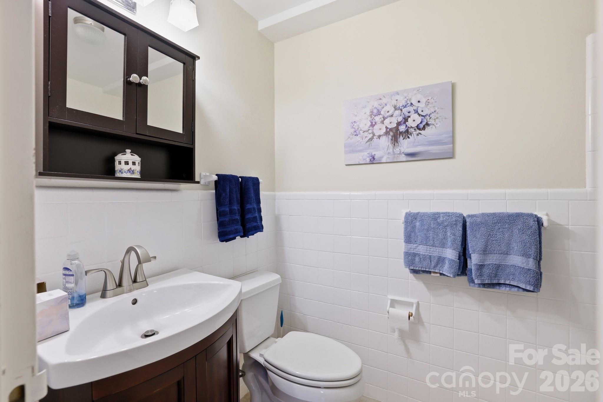 Photo 14 of 1300 Queens Road416, Charlotte, NC