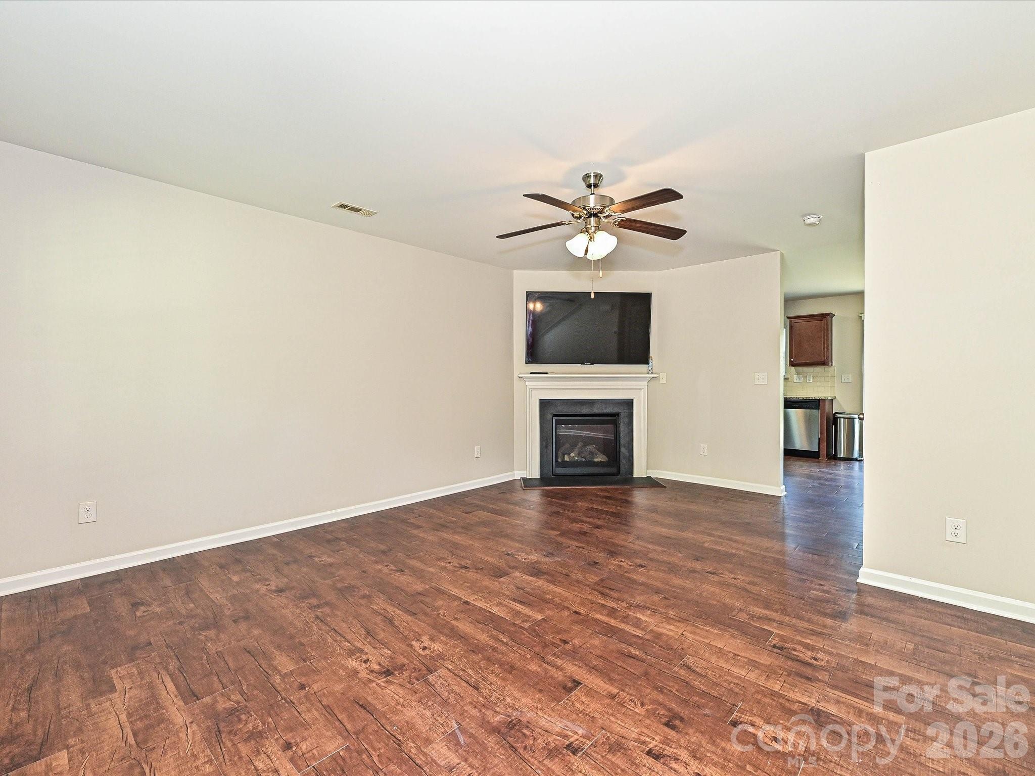 Photo 3 of 6709 Broad Valley Court, Charlotte, NC