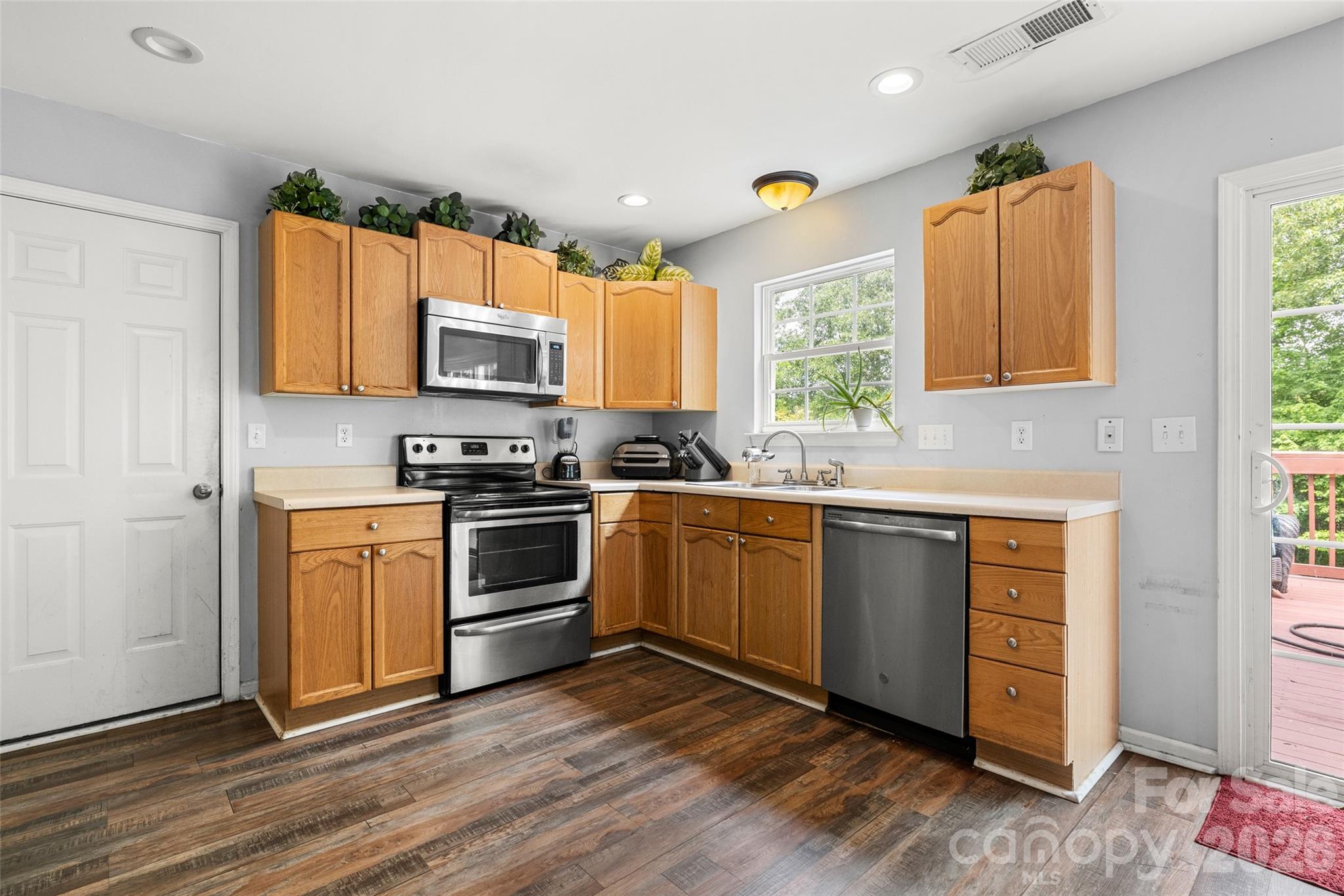 Photo 8 of 1315 Red Tallen Court, Charlotte, NC