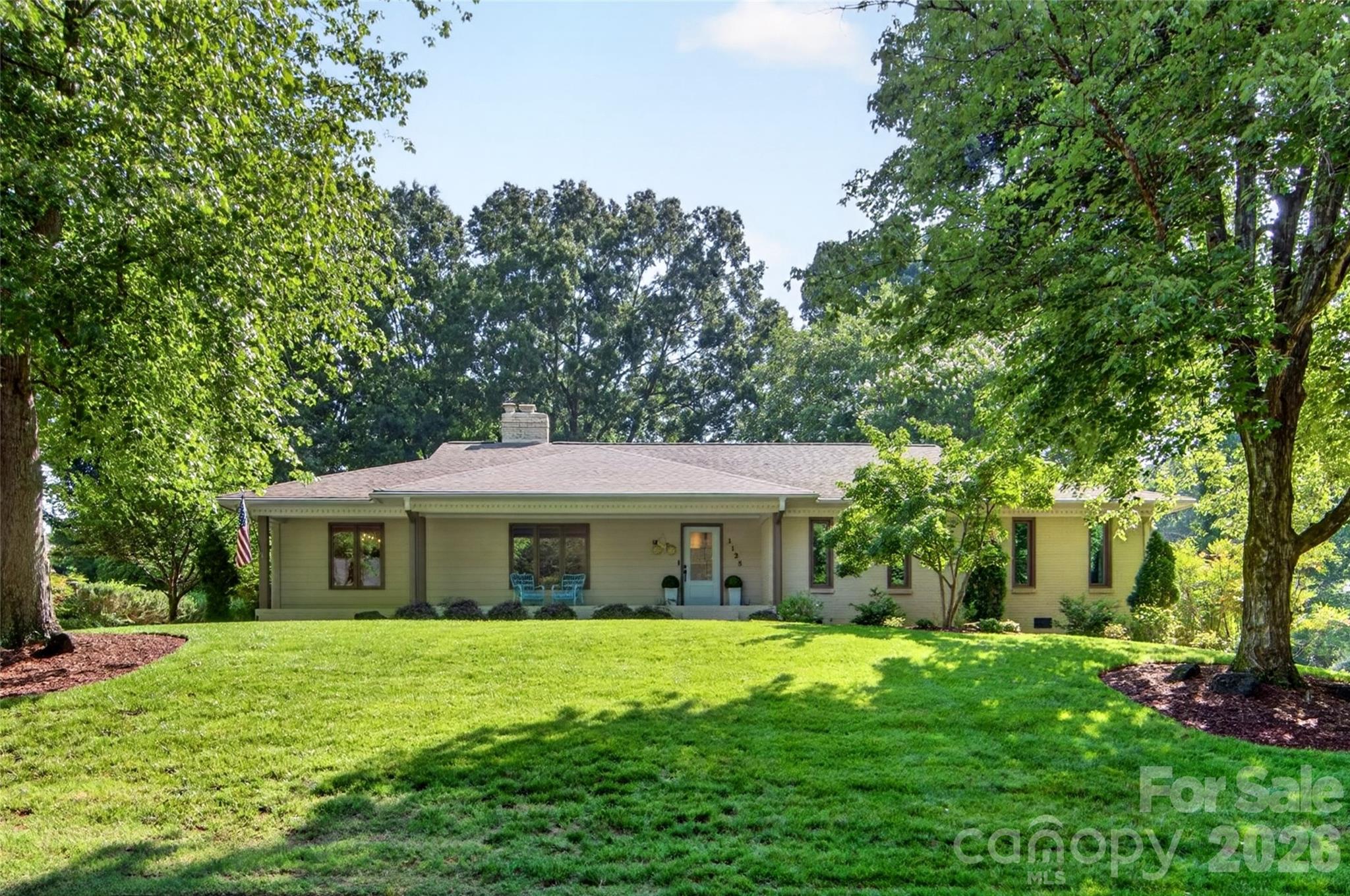 Home for sale at 1128 Court Drive, Charlotte, NC — photo 1 of 48