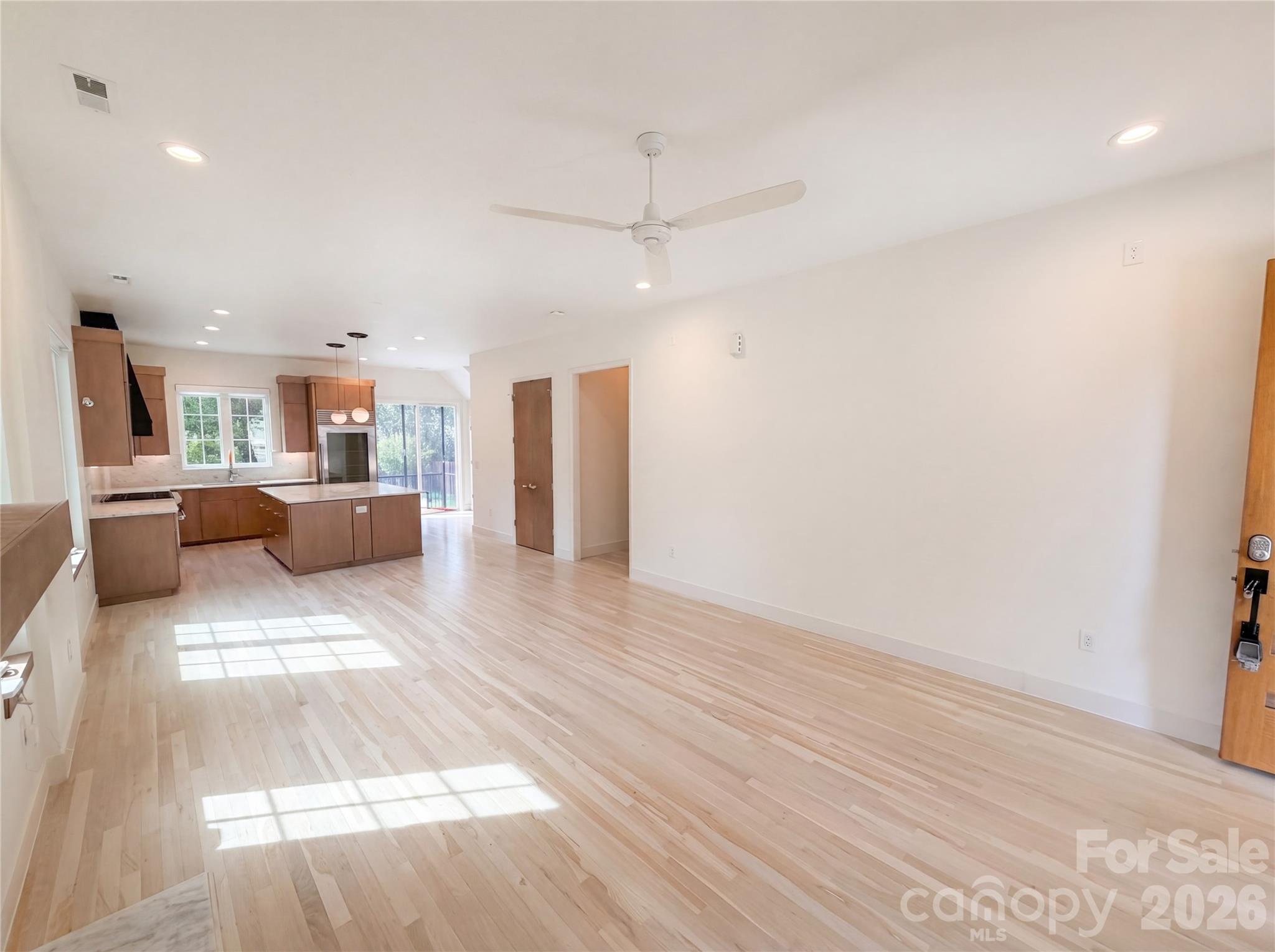 1609 Richland Drive, Charlotte, NC - photo 6 of 29
