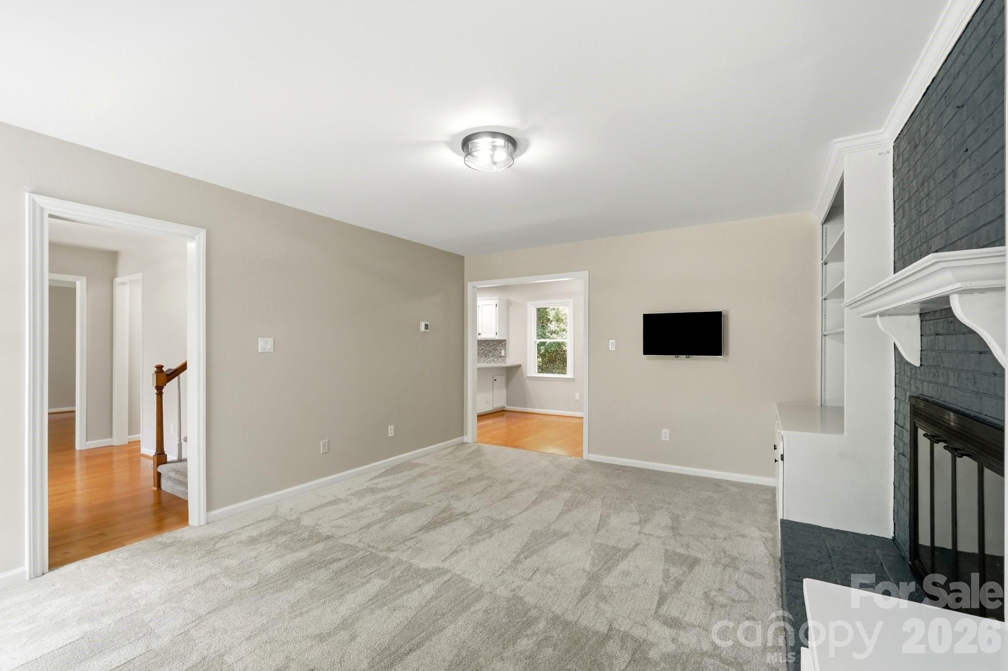Home for sale at 2106 Caleo Circle, Charlotte, NC — photo 7 of 42