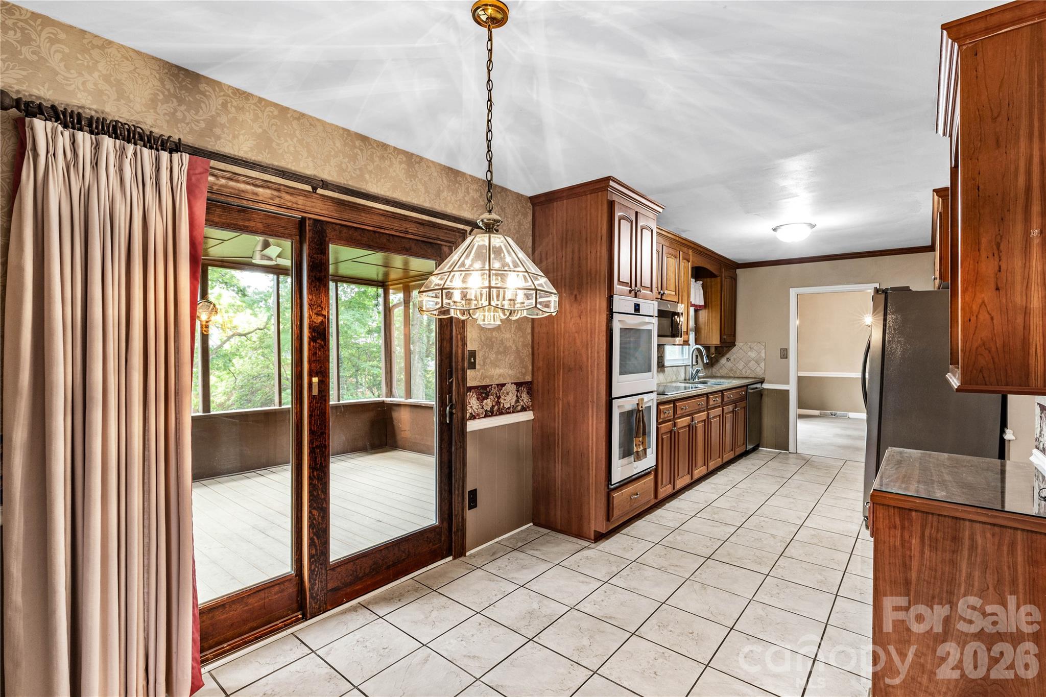Photo 10 of 7201 Hopeton Road, Charlotte, NC