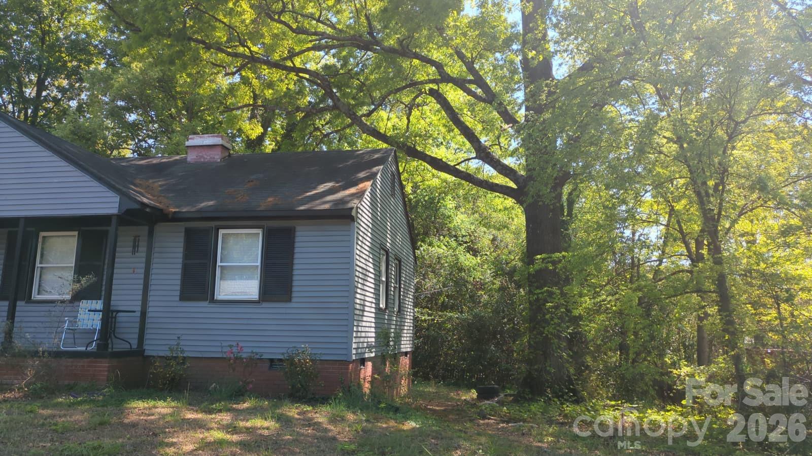 Photo 3 of 2851 Burbank Drive, Charlotte, NC